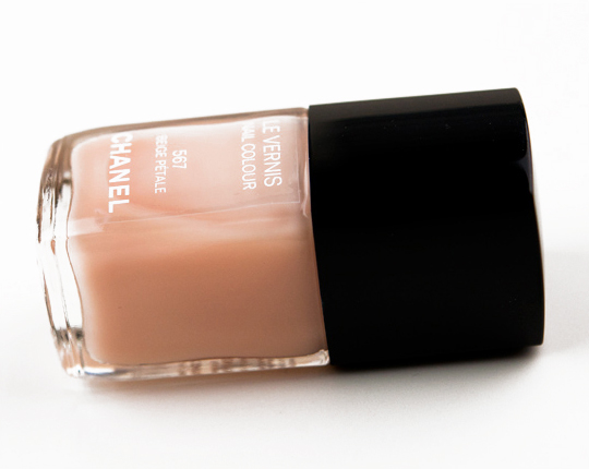 Chanel Beige Petale Le Vernis Nail Colour Review & Swatches