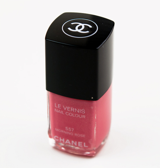 Chanel Morning Rose Le Vernis Nail Colour Review & Swatches