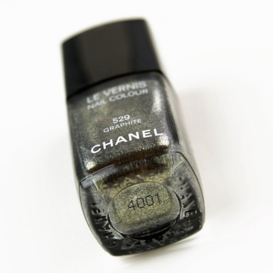 Chanel Graphite Le Vernis Nail Colour Review & Swatches