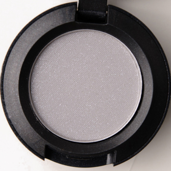 MAC Silver Gull Eyeshadow Review & Swatches