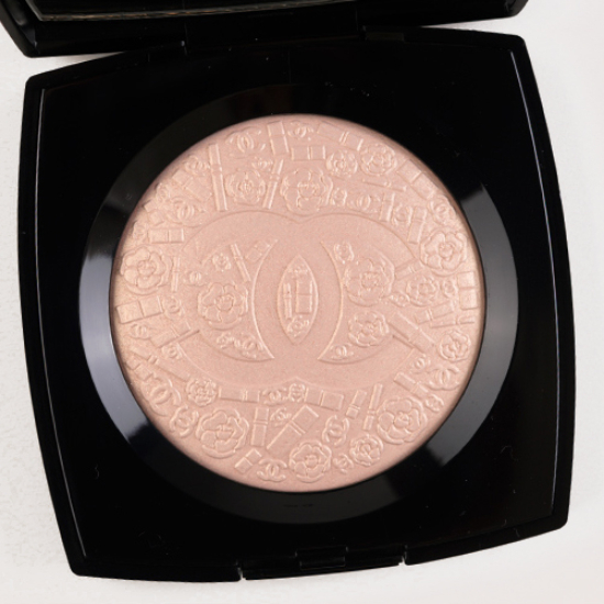 Chanel Poudre Signee de Chanel Illuminating Powder Poudre Signee de ...