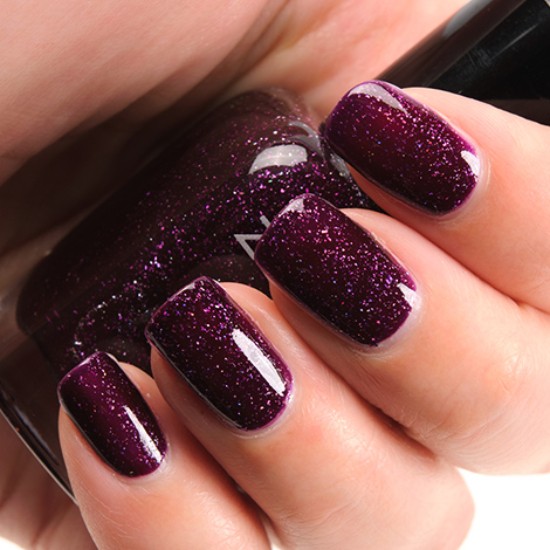 Zoya Payton Nail Lacquer Review & Swatches