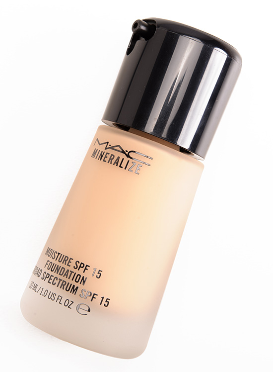 MAC NC25 Mineralize Moisture SPF 15 Review & Swatches