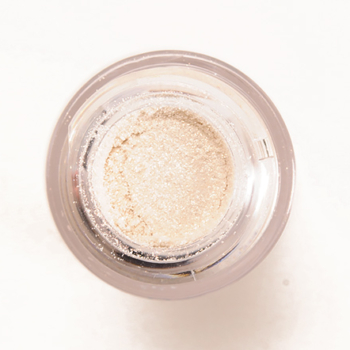 MAC Vanilla Pigment Review & Swatches