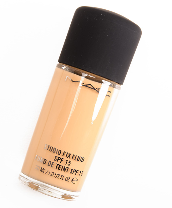 MAC NC25 Studio Fix Fluid SPF 15 Review & Swatches