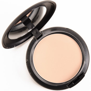 MAC NW20 Studio Fix Powder Plus Review & Swatches