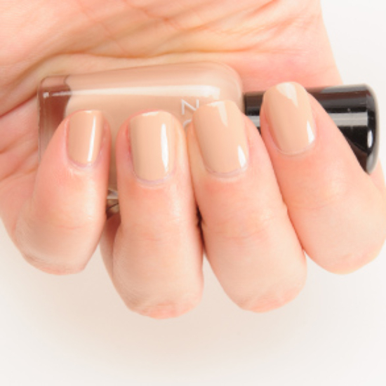 Zoya Taylor Nail Lacquer Review & Swatches