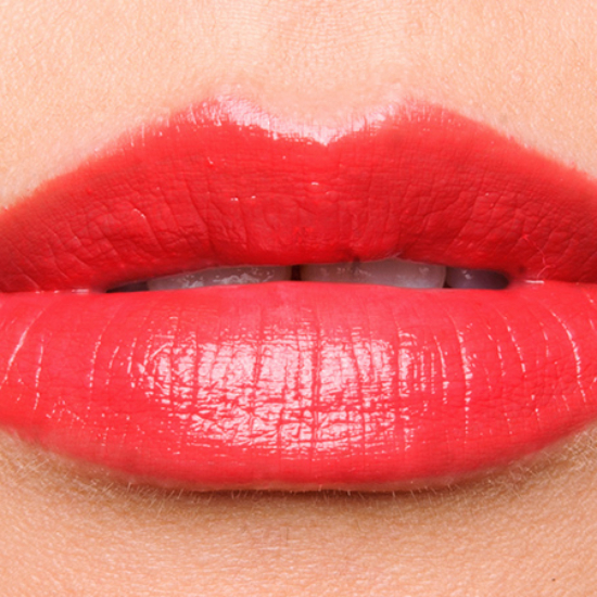 Guerlain Rouge Kiss (325) KissKiss Lipstick Review & Swatches