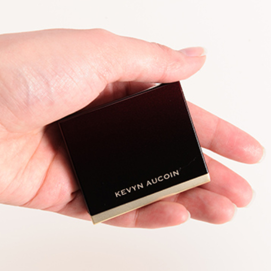 Kevyn Aucoin Medium The Sculpting Powder Review & Swatches
