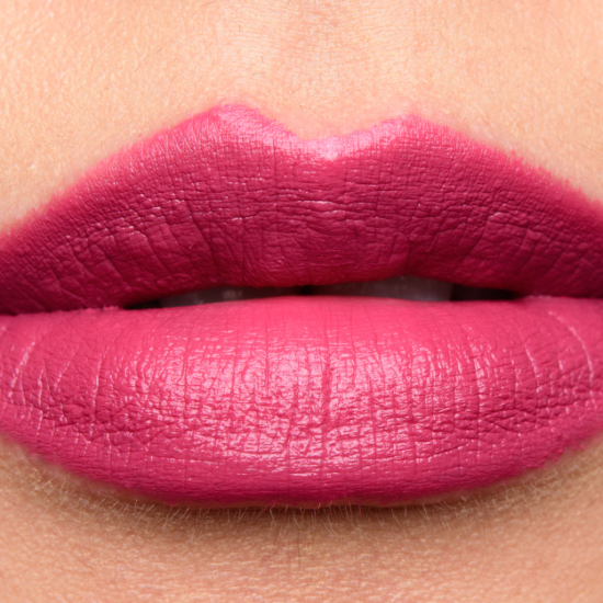 MAC Captive Lipstick Review & Swatches