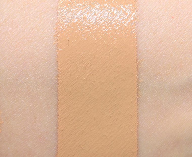 Swatches: Dior Diorskin Airflash Spray Foundation
