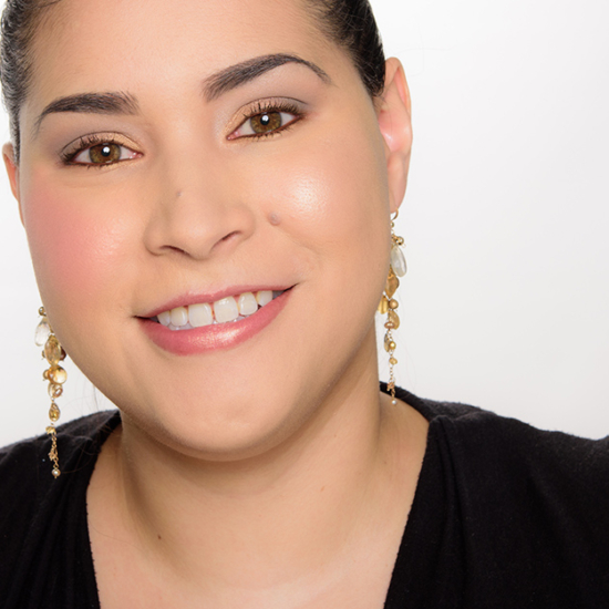 Milani Moon Glow Strobelight Instant Glow Powder Review & Swatches