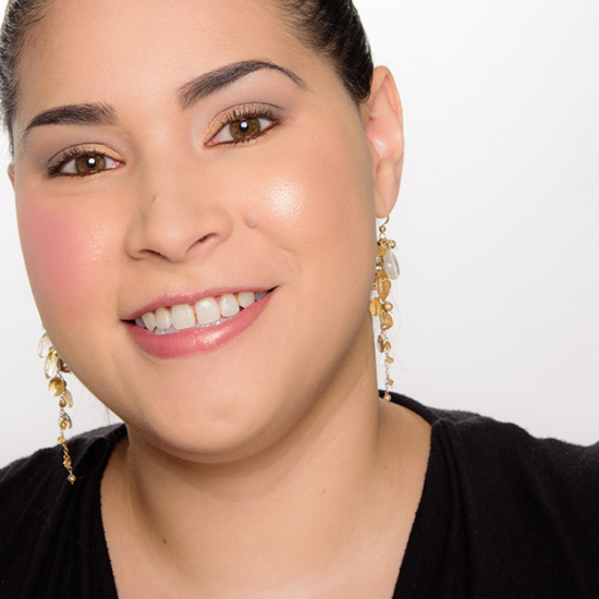 Milani Sunset Glow Strobelight Instant Glow Powder Review & Swatches
