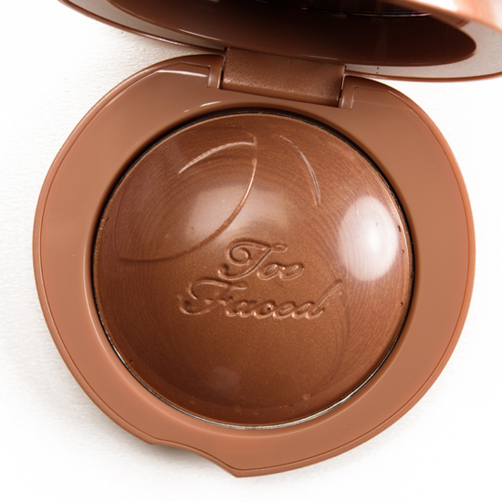 Too Faced Toasted Peach Bronzed Peach Melting Powder Bronzer Review ...