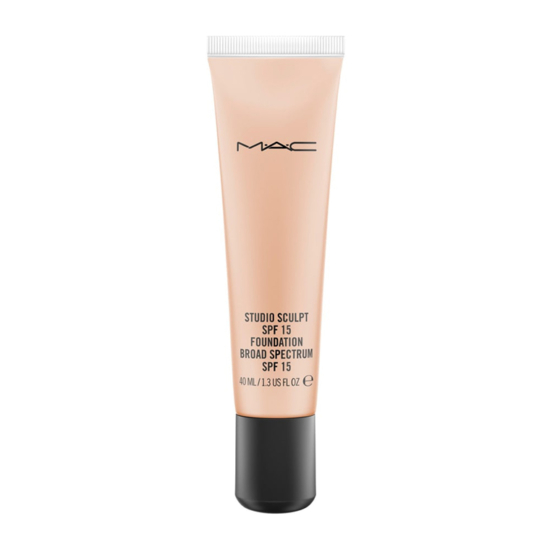 MAC NW25 Studio Sculpt SPF 15 Liquid Foundation Review & Swatches