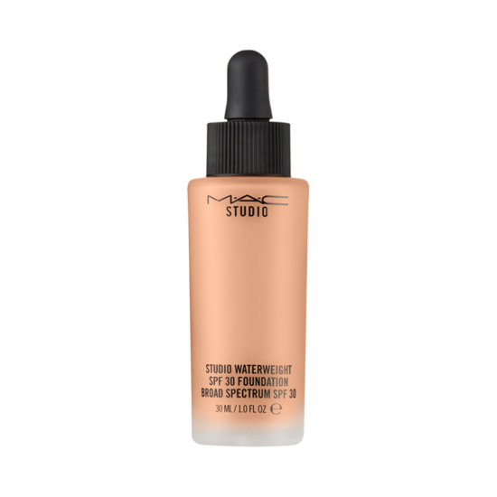 MAC NW25 Studio Waterweight SPF 30 Foundation Review & Swatches