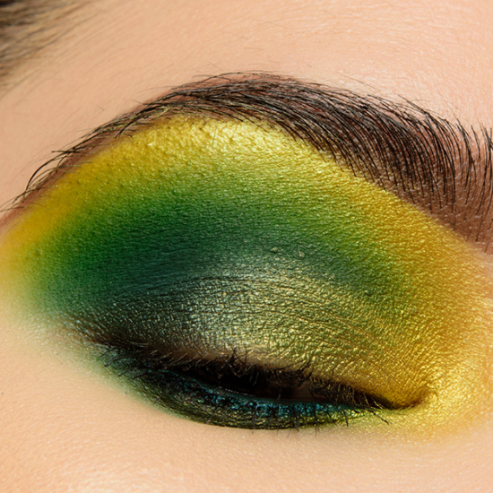 Coloured Raine Level Up Vivid Pigment Review & Swatches