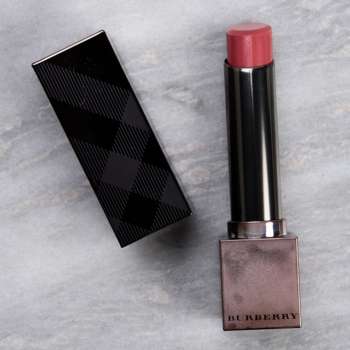 Burberry Tea Rose (277) Kisses Sheer Lipstick Review & Swatches