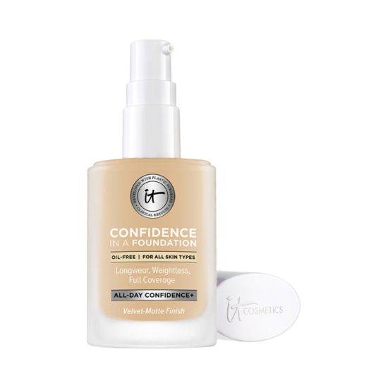 IT Cosmetics 210 Medium Sand Confidence in a Foundation Review & Swatches