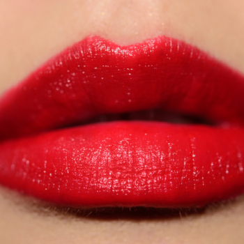Revlon Love That Red Super Lustrous Lipstick Review & Swatches