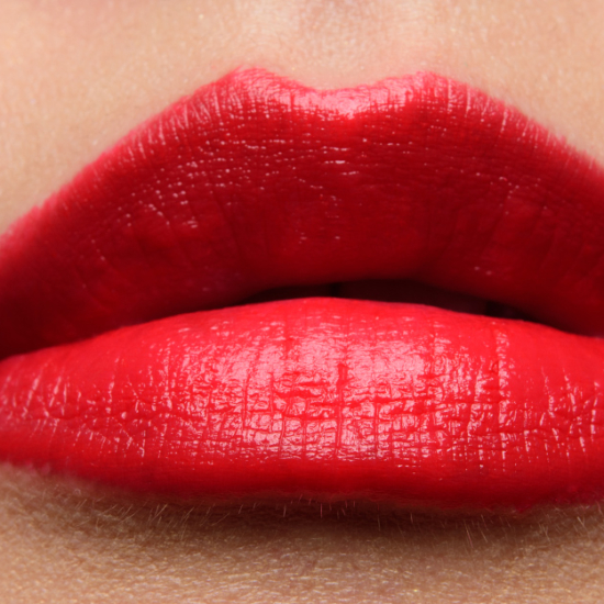 Revlon Love That Red Super Lustrous Lipstick Review & Swatches