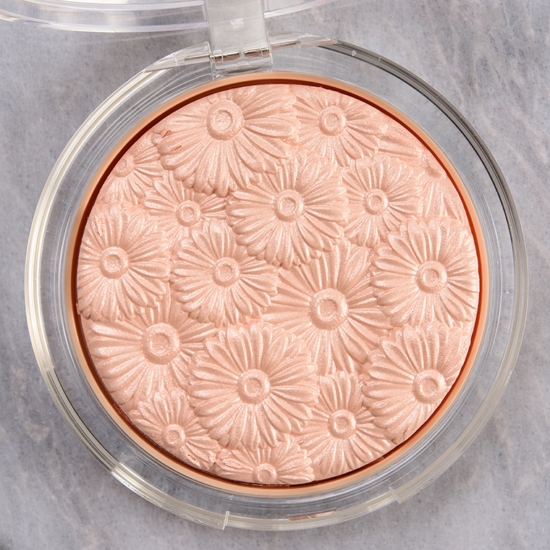 Clinique Lunar Pop Powder Pop Flower Highlighter Review & Swatches