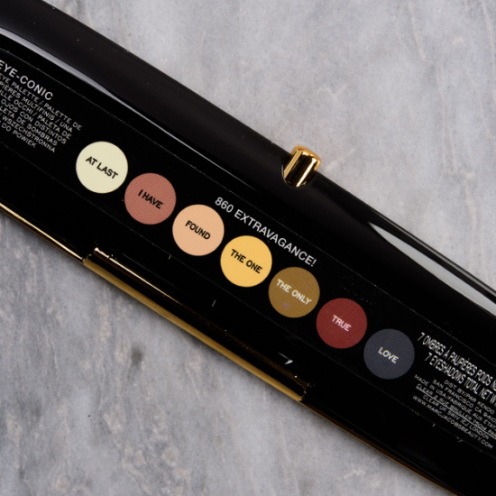 Marc Jacobs Extravagance Eyeshadow Palette Review & Swatches