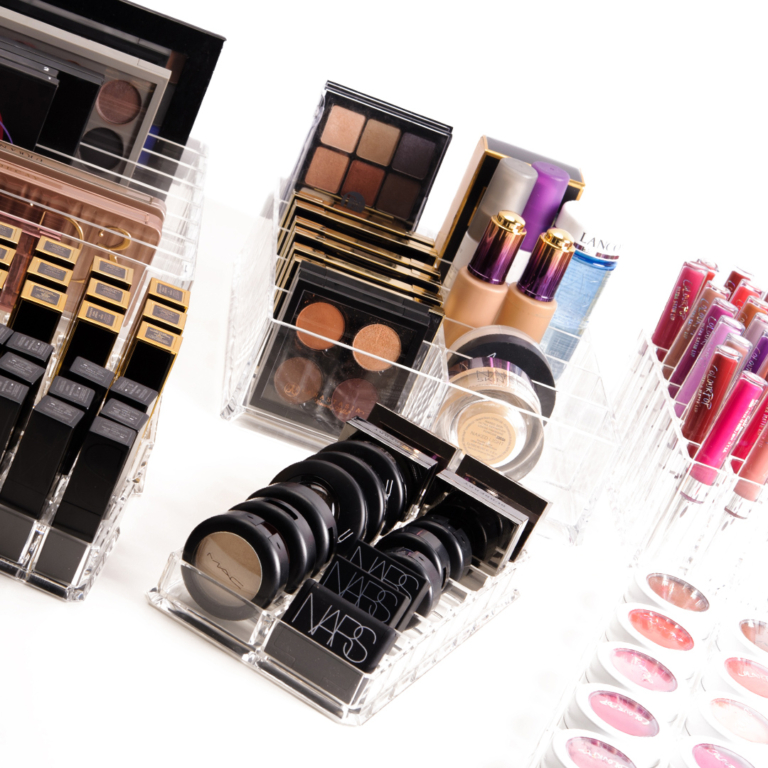 Best Makeup Organizers | Editor's Most Recommended for 2021