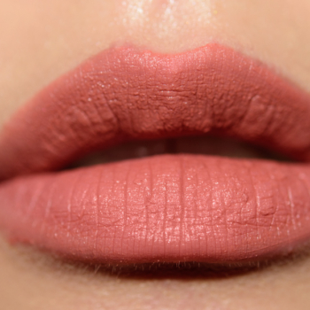 MAC Date-Maker Powder Kiss Liquid Lipcolour Review & Swatches