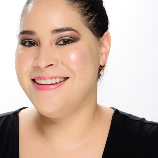 Rare Beauty Mesmerize Positive Light Liquid Luminizer Highlight Review ...