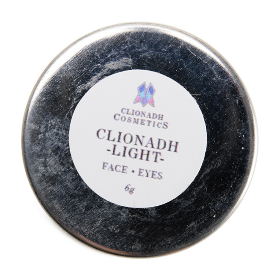 Clionadh Clionadh (Light) Highlighter Review & Swatches