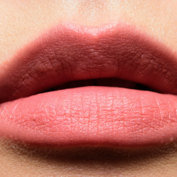 MAC Teddy 2.0 Powder Kiss Lipstick Review & Swatches