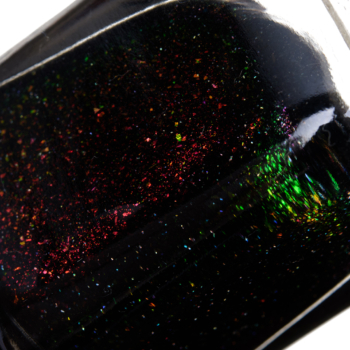 ILNP Underground Holographic Nail Polish Review & Swatches