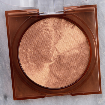 Huda Beauty Medium GloWish Bronzer Review & Swatches