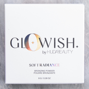 Huda Beauty Tan-Light GloWish Bronzer Review & Swatches