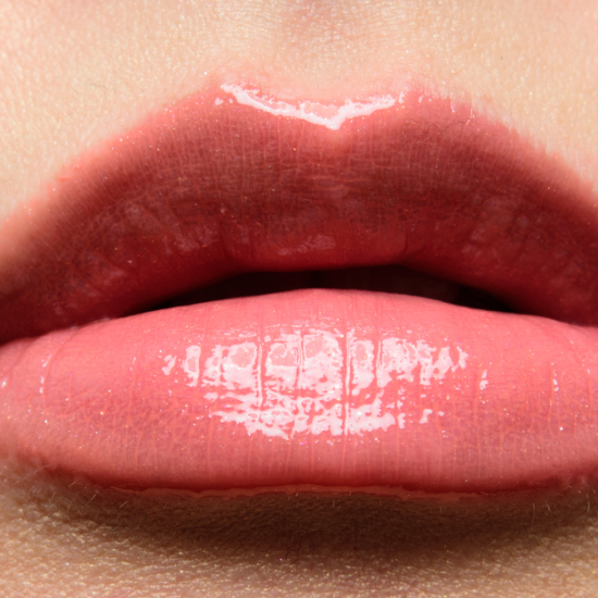 Makeup by Mario Apricot Glow MoistureGlow Plumping Lip Serum Review ...