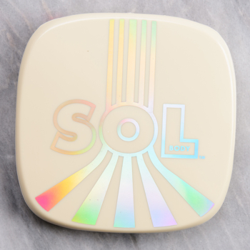 Sol Body High Roller Shimmering Body Powder Review & Swatches