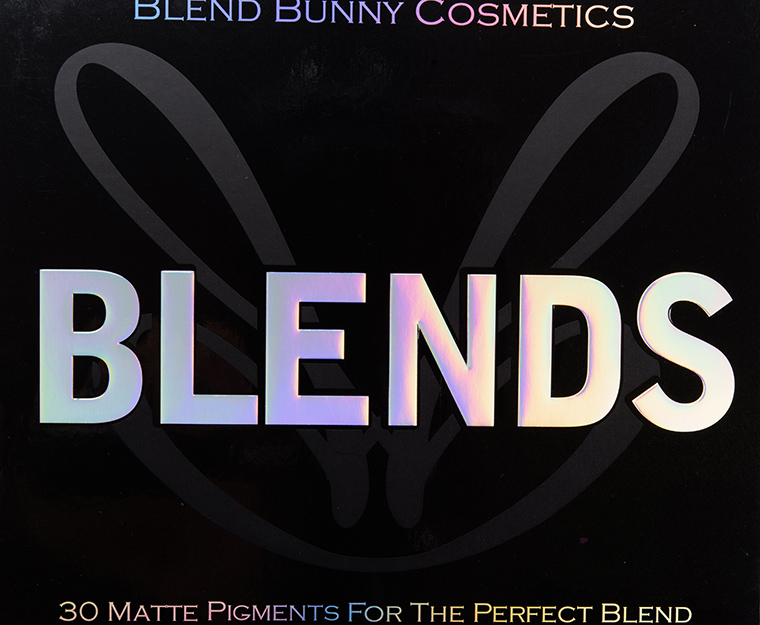 Blend Bunny 30-Shade Eye and Face Palette • Eye Palette Review & Swatches