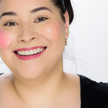 Half Magic (Don't) Be a Doll Cheek Fluff Blush Review & Swatches