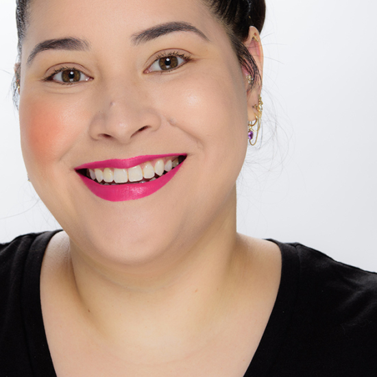 Moira Beach Happy (Highlighter) Glow Stick Review & Swatches