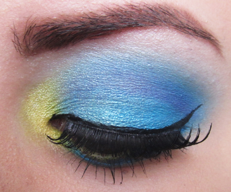 Blue Lagoon | Temptalia