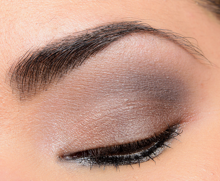 A Smoky Gray Eye with BUXOM Stone Cold Babe Set | Temptalia