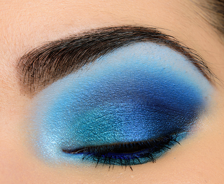 A Glowing Blue Eye with Make Up For Ever Artist Color Shadows | Temptalia
