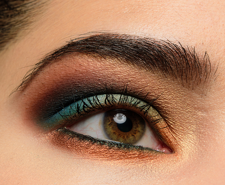 A Smoky, Copper, Green, & Teal Eye with ColourPop Mar Eyeshadow Palette ...
