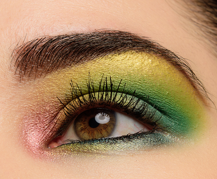 A Bright, Tropical Eye Featuring Sydney Grace | Temptalia