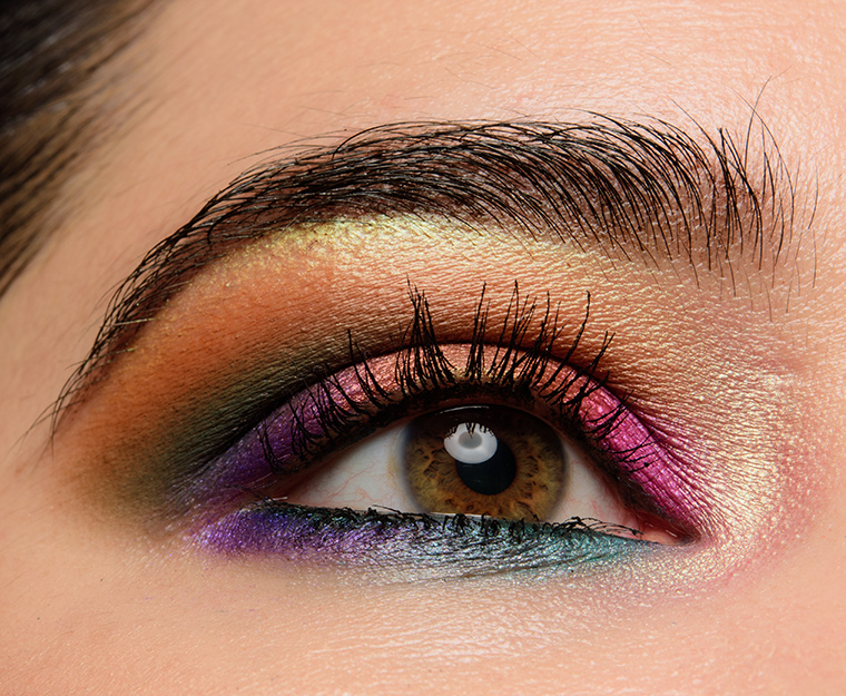 Oil Slick Rainbow Eyeshadow Look | Temptalia