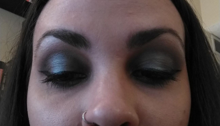 Grungy Duo-chrome Eye Look | Temptalia